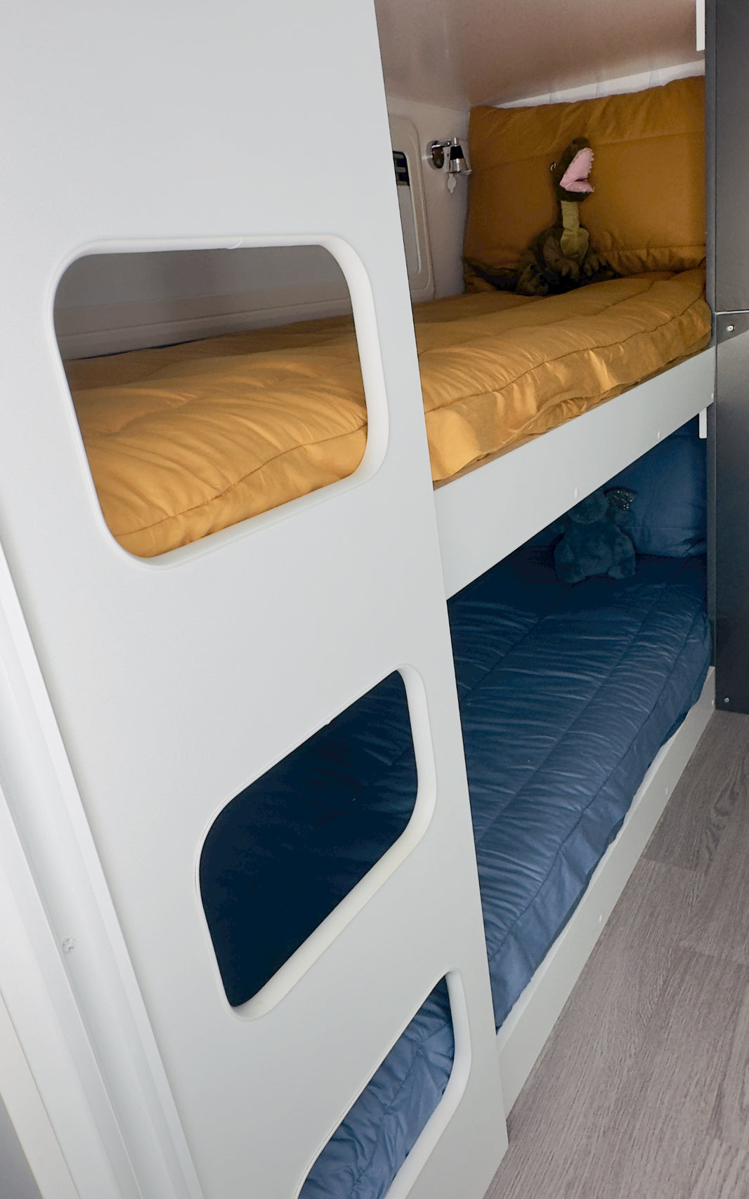Effortless Bunk Bed Bliss: The All-In-One Caravan Bunk Bedding Solutio ...